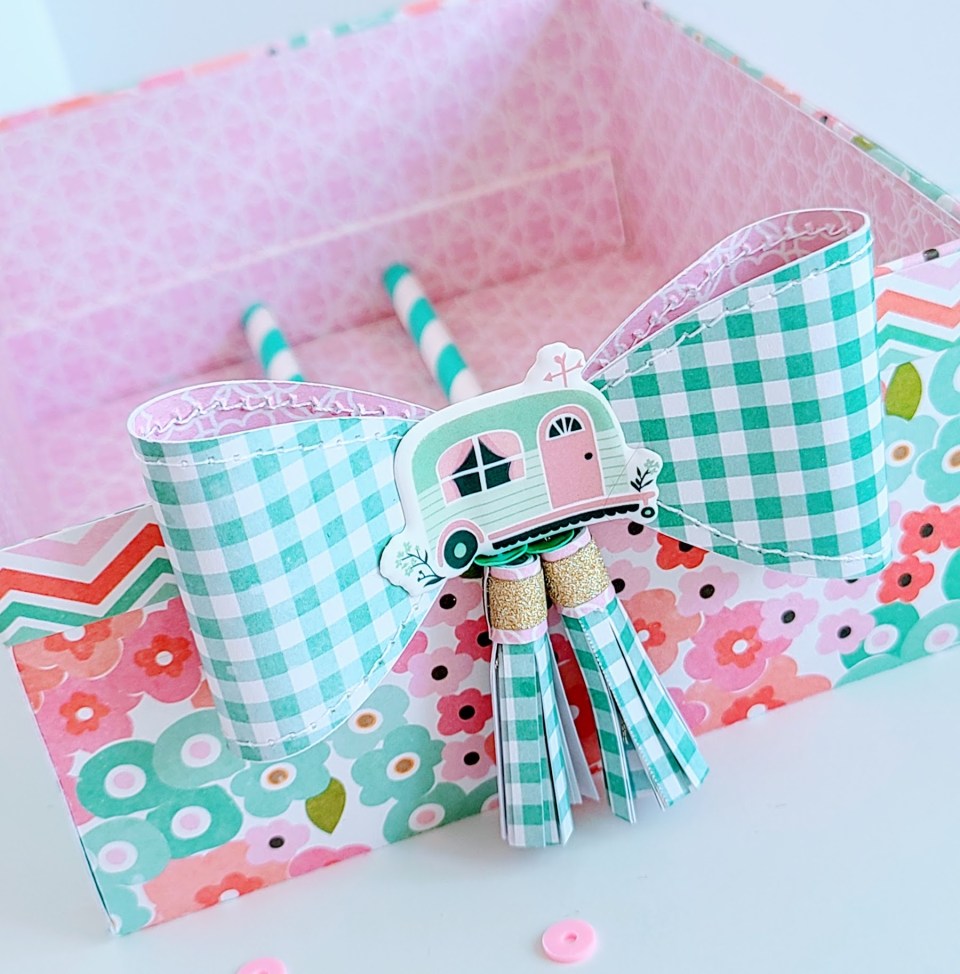 Memorydex box tutorial with free cut file – Kelly Made It